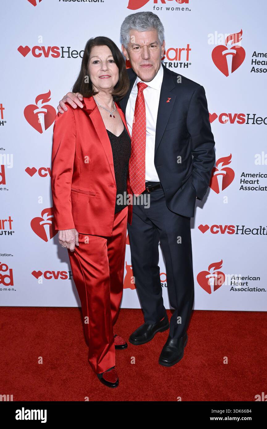 Valerie Shapiro and Lee Shapiro attend the American Heart Association's ...