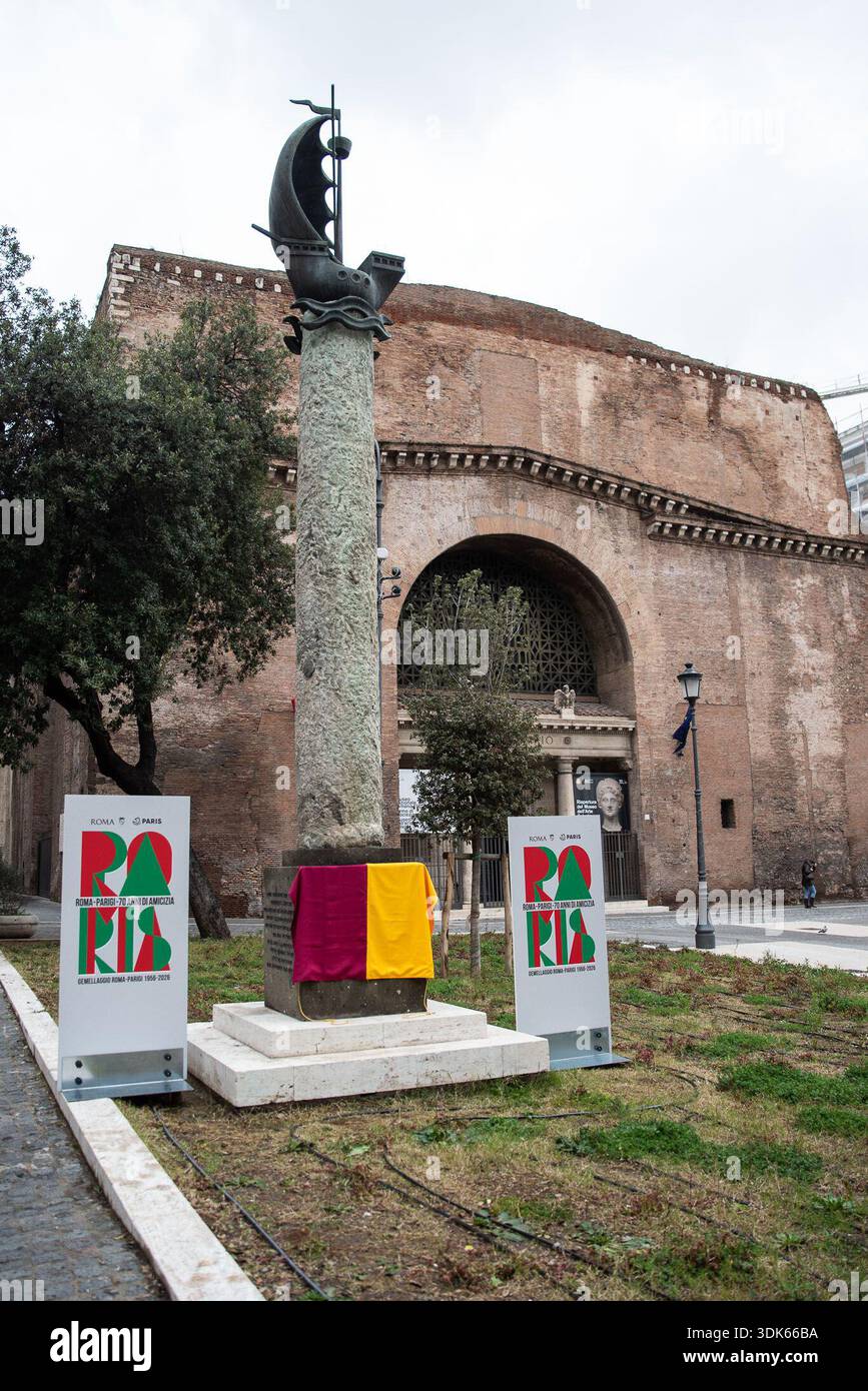 **NO WEB OR NEWSPAPERS ONLY FOR ITALY** Unveiling of the commemorative ...