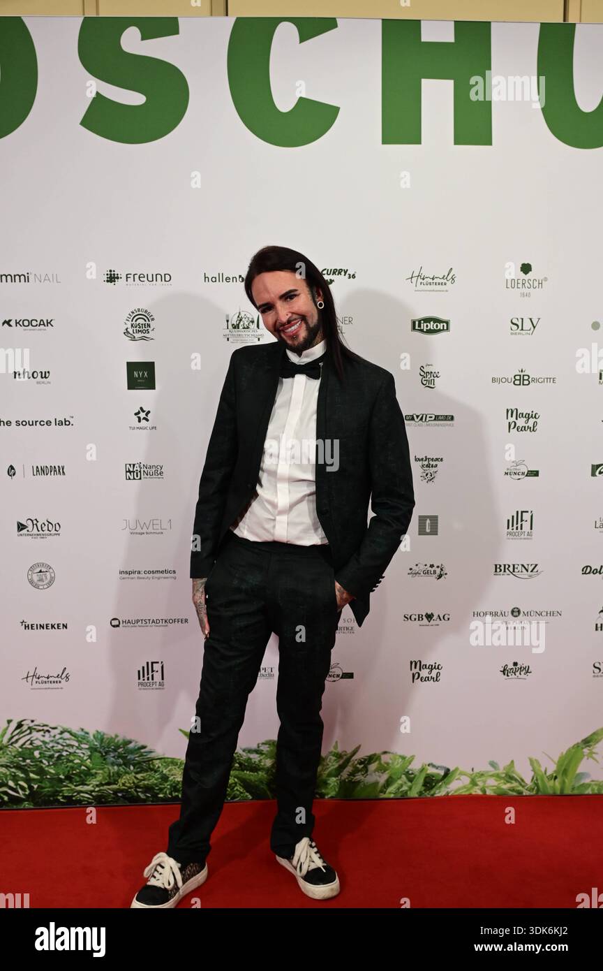 Alexander Lindner bei der 8. Dschungelparty zum Start der RTL Show Ich ...