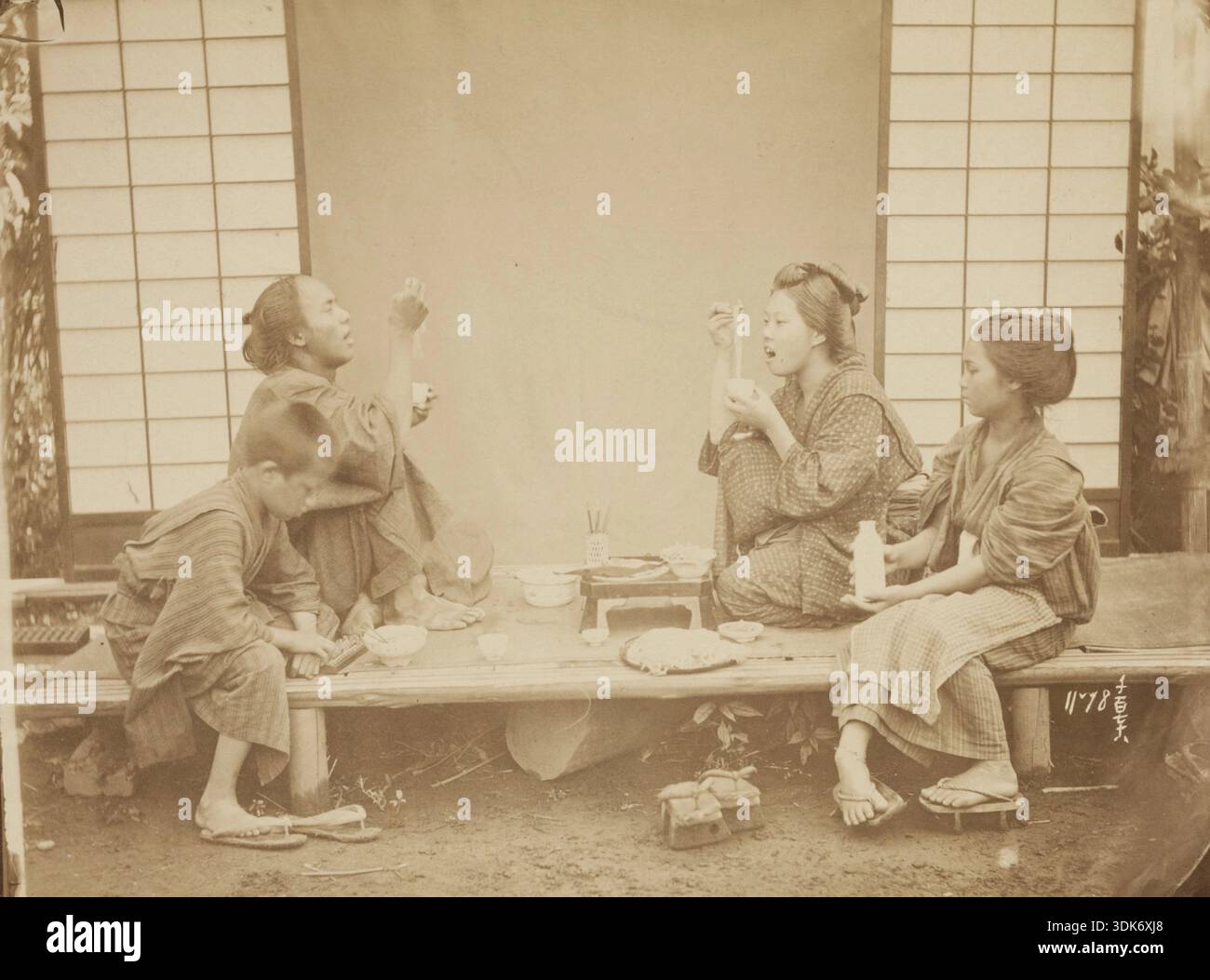 1880s home life hi-res stock photography and images - Alamy