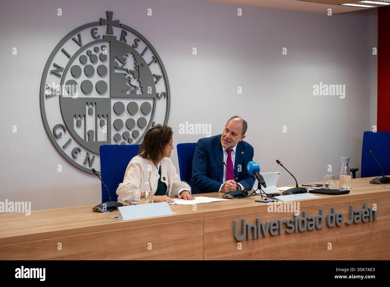 The Regional Minister of Sustainability and Environment, Catalina ...