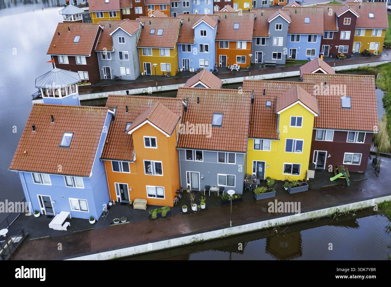 Colourful homes in reitdiephaven, groningen, netherlands hi-res stock ...