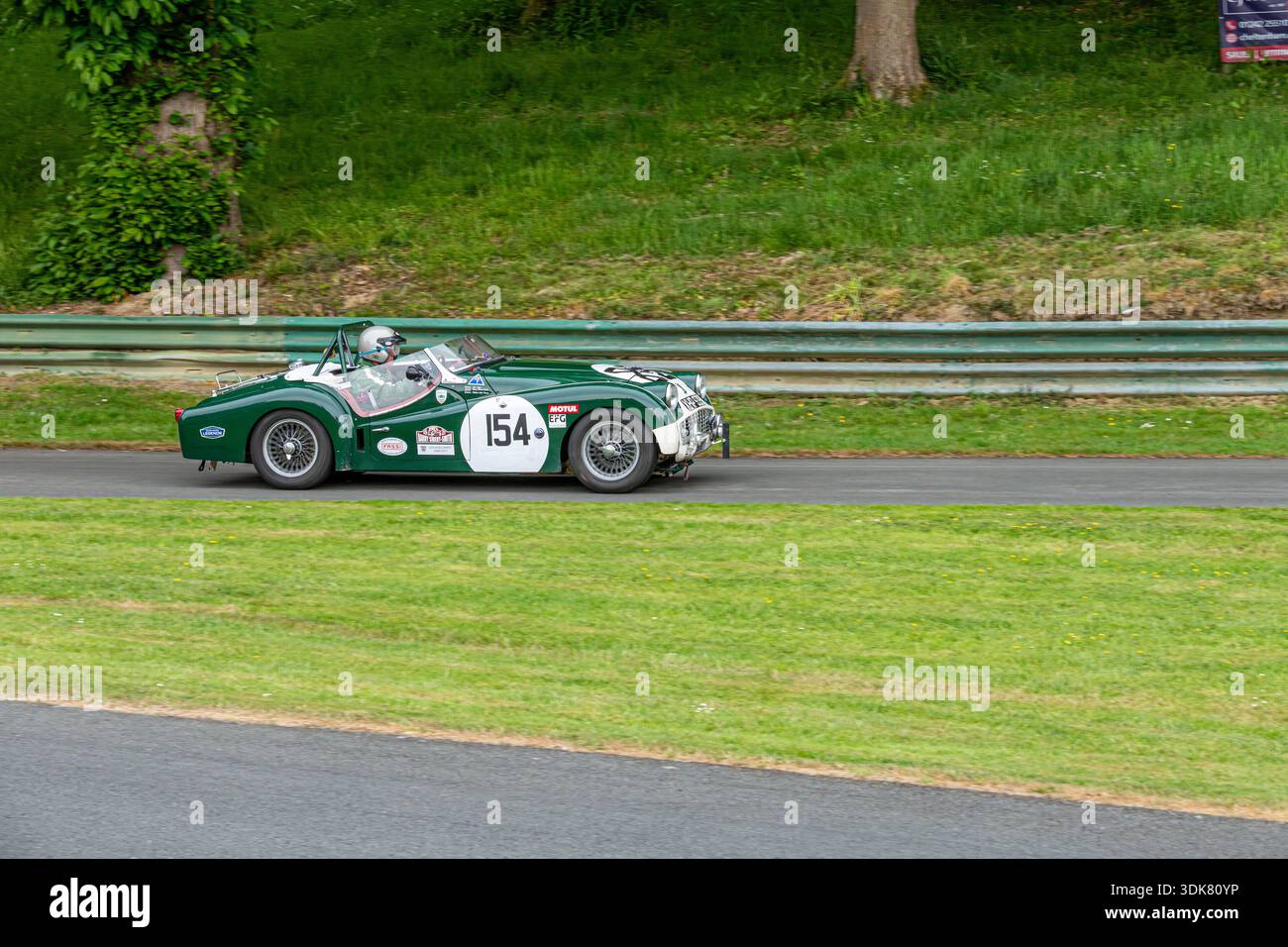 A Triumph TR3 tackling the Bugatti Owners Club Prescott Speed Hill ...