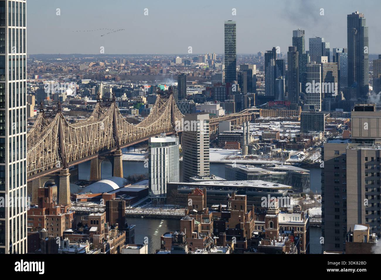 Photo by: NDZ/STAR MAX/IPx 2026 1/29/28 A view of Midtown Manhattan ...