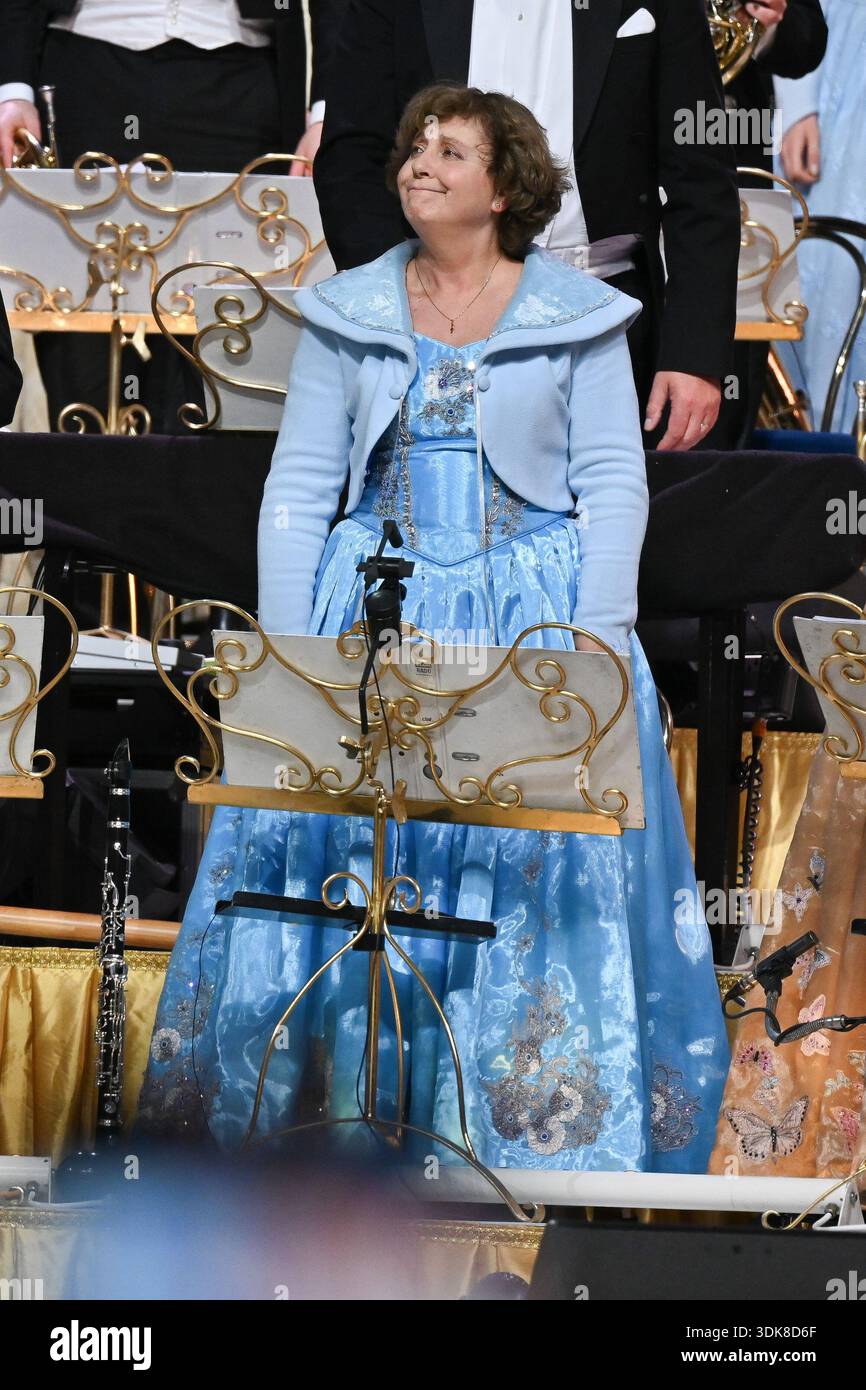 Musicians performs with his Johann Strauss Orchestra of André Rieu ...