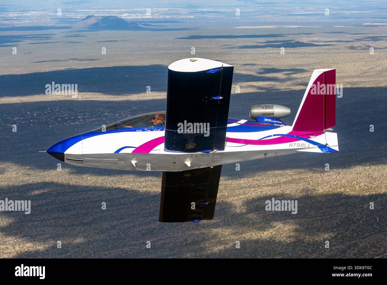A Sonex JSX-2 SubSonex microjet operated by Mini Jet Airshows is ...