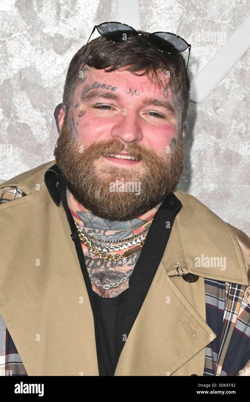 bei der Warner Music Group Grammy Awards Party am Sunset Blvd. Los ...