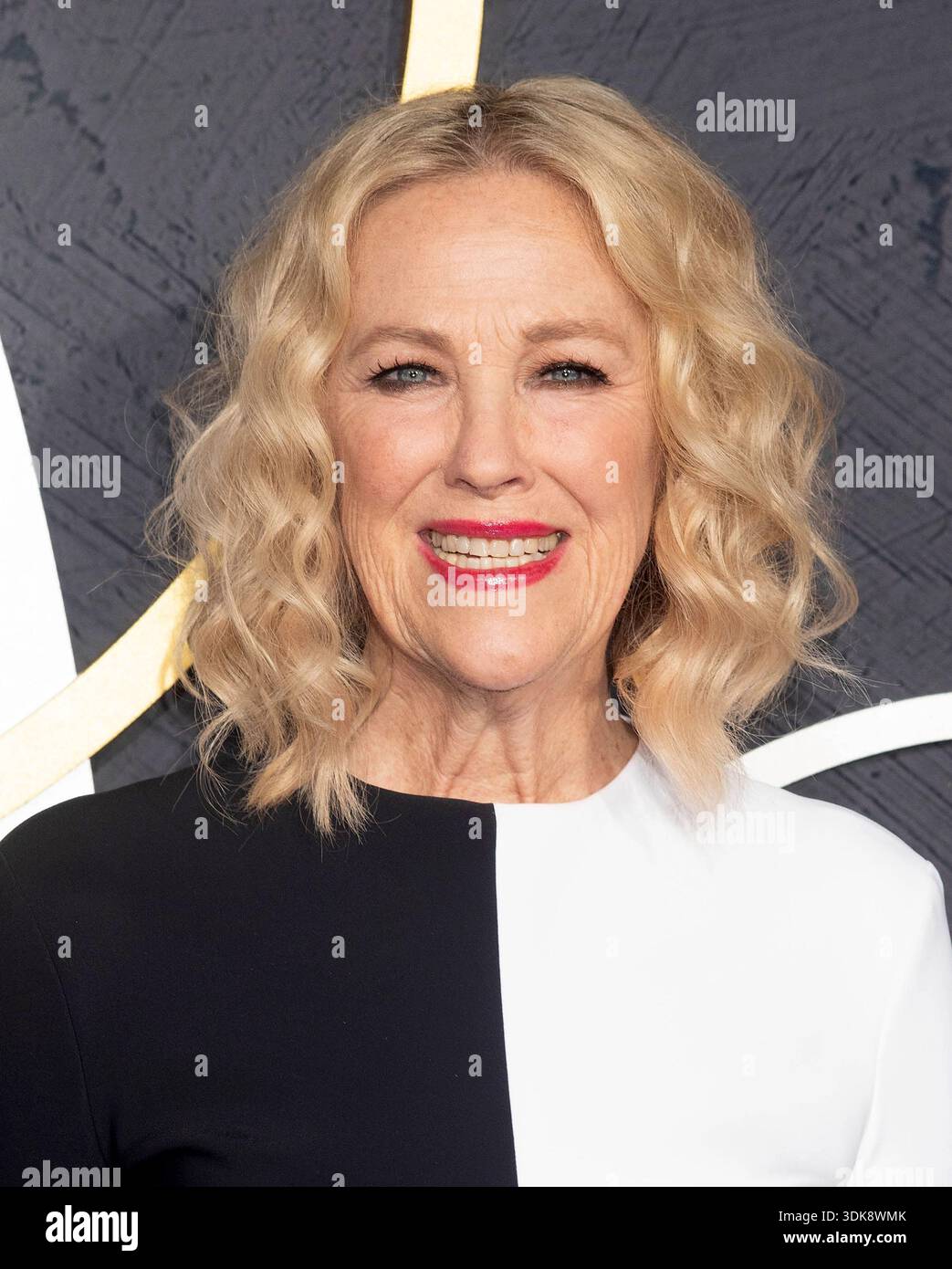 LOS ANGELES, CALIFORNIA - SEPTEMBER 22: Catherine Ohara attends HBO's ...