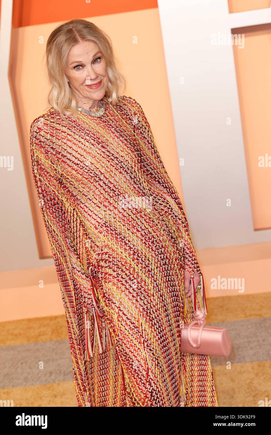 Catherine O'Hara attending the 2025 Vanity Fair Oscar Party Hosted By ...