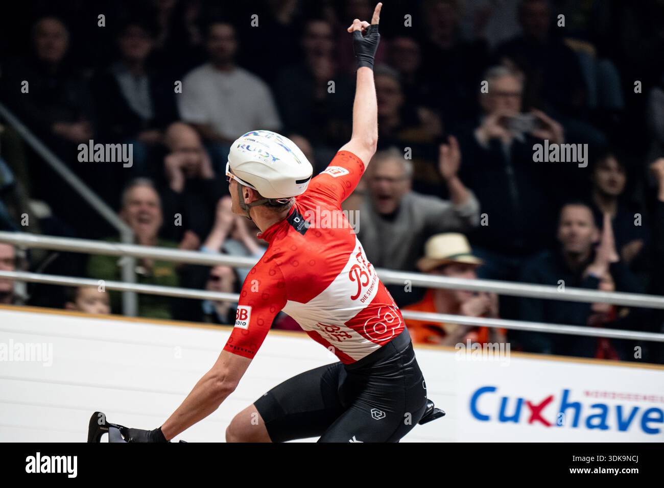 Berlin, Germany. 30th Jan, 2026. Cycling: Six-day race, derny ...