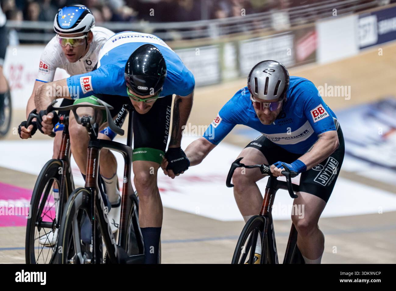 Berlin, Germany. 30th Jan, 2026. Cycling: Six-day race, Madison ...