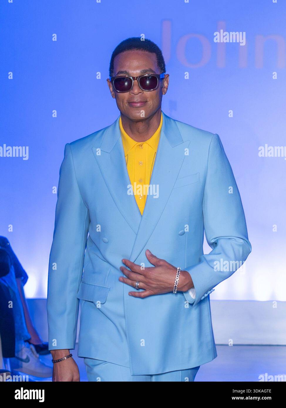 Don Lemon walks The Blue Jacket Show for Zero Prostate Cancer at Lavan ...