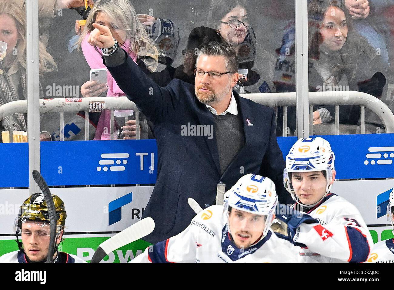 Ice Hockey DEL2 - 25/26 - Matchday 40: Düsseldorf EG vs Ravensburg ...