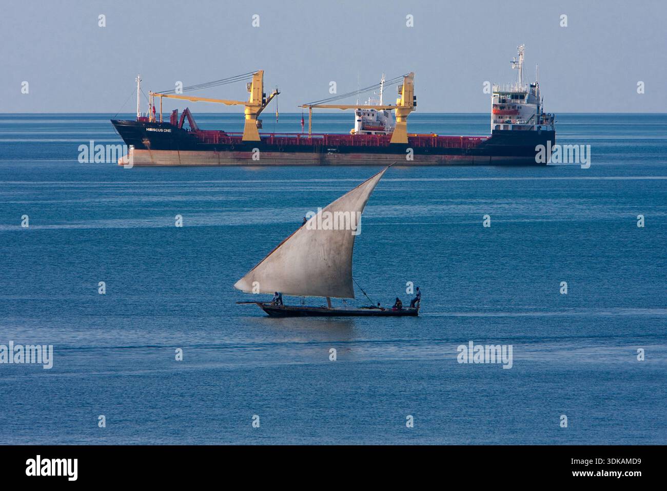Zanzibar tanzania cargo freighter hi-res stock photography and images ...