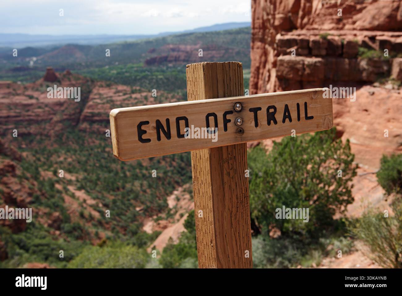 End of Trail sign on a hiking trail at a cliff overlook at Cathedral ...