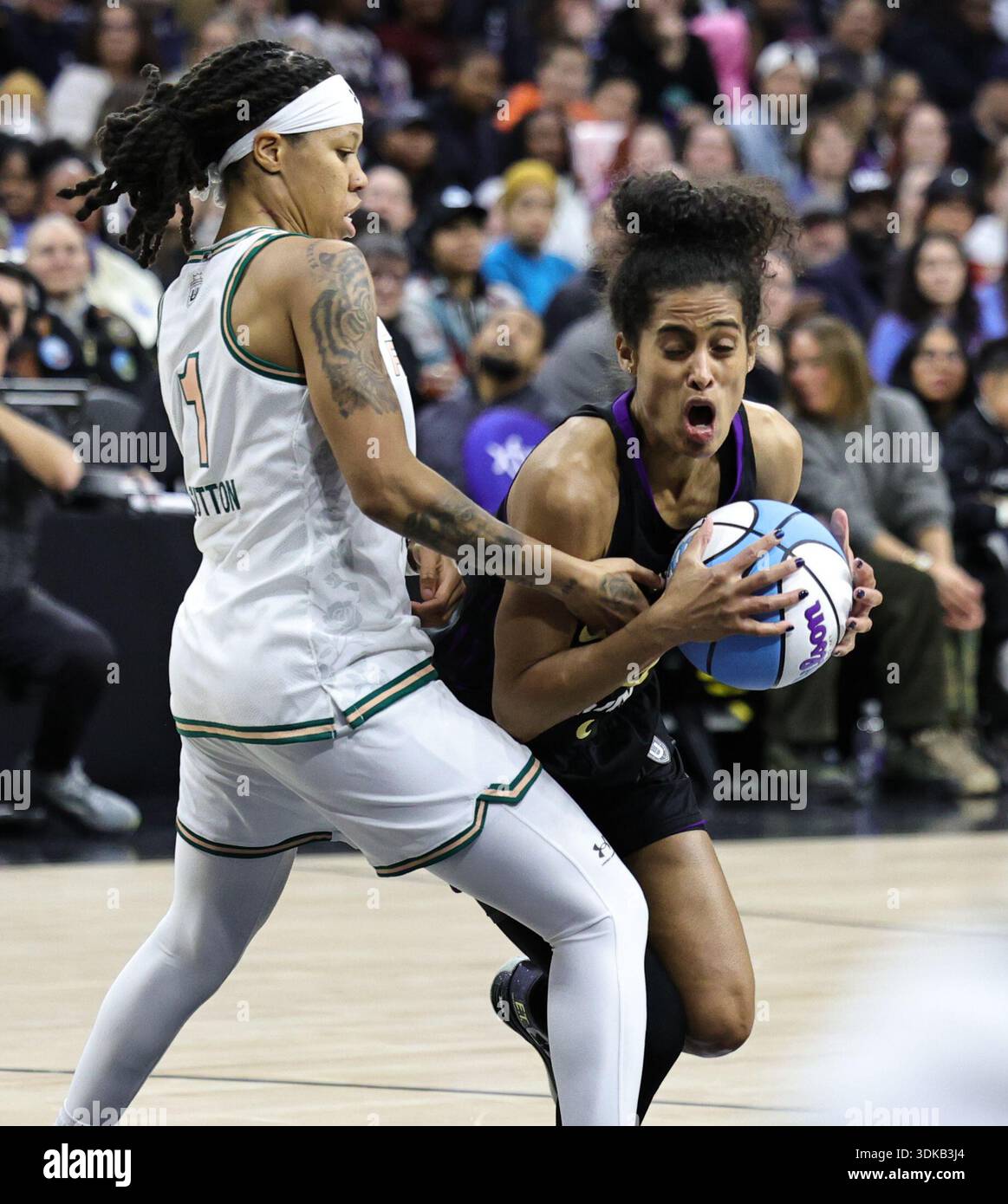 January 30, 2026; Philadelphia, Pennsylvania, USA; Rose guard Sug ...