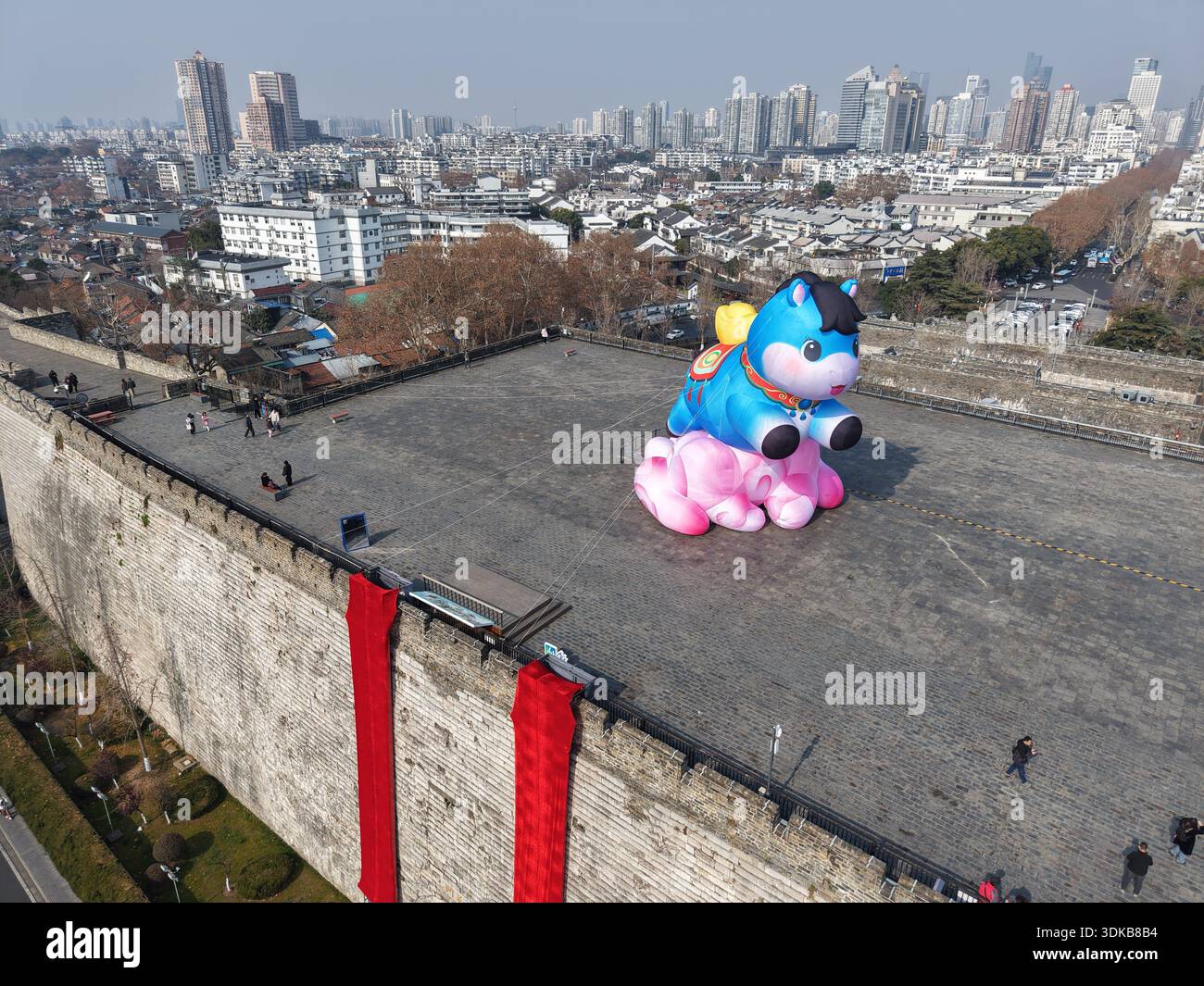 A 16-meter-tall cute blue horse statue carrying a treasure appears at ...