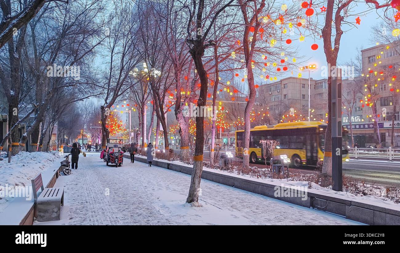 The snow-covered streets in Urumqi City, northwest China's Xinjiang ...