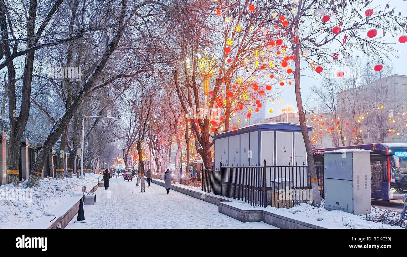 The snow-covered streets in Urumqi City, northwest China's Xinjiang ...