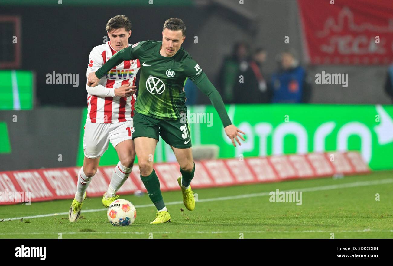 from left: Alessio Castro-Montes, Yannick Gerhardt (Wolfsburg) Cologne ...