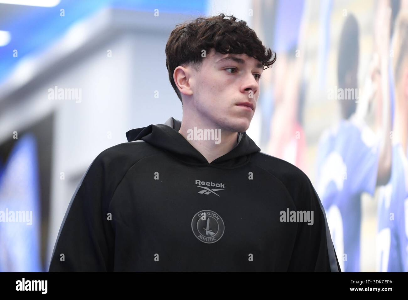 Leicester, England. 31st Jan 2026. Luke Chambers before the Sky Bet EFL ...