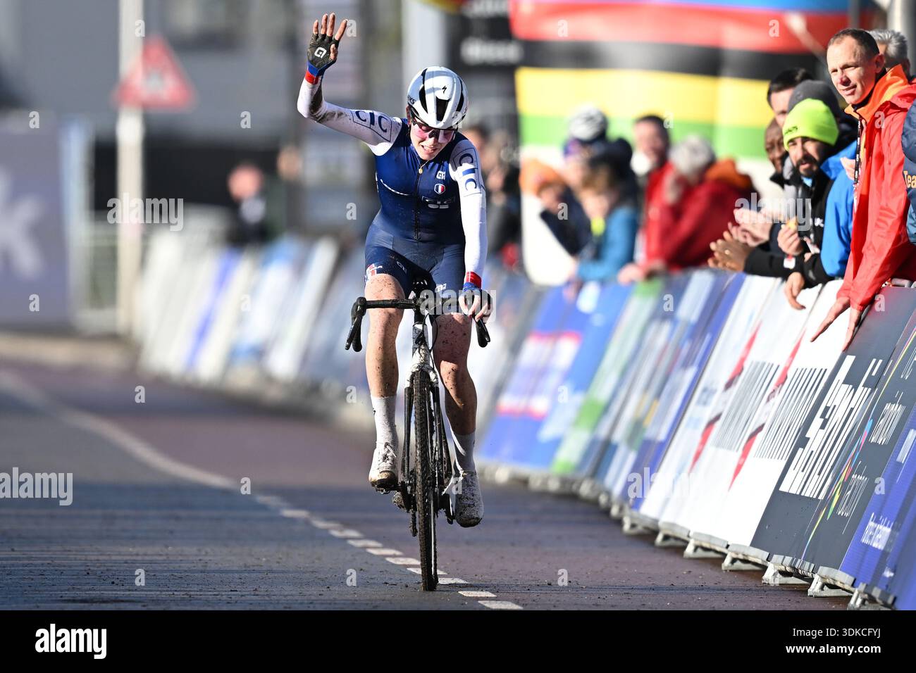 French Lise Revol crosses the finish line as second in the junior women ...