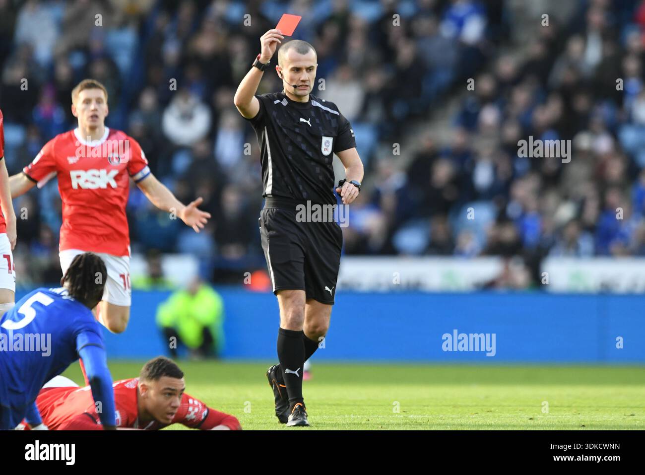 Leicester, England. 31st Jan 2026. Referee Andrew Kitchen sends of ...