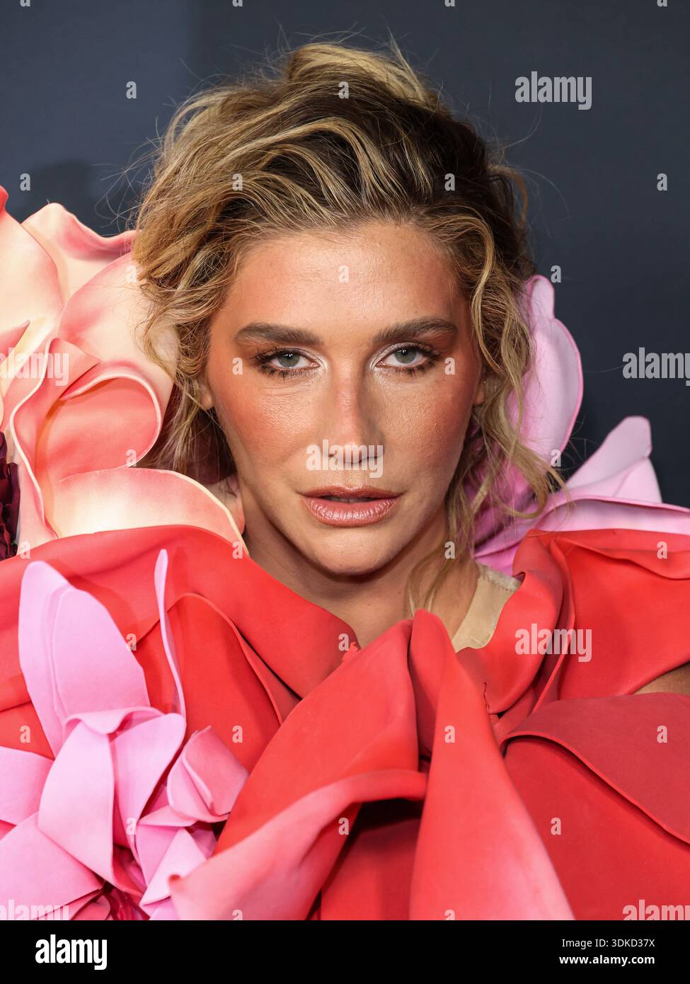 LOS ANGELES, CALIFORNIA, USA - JANUARY 30: Kesha Rose Sebert wearing ...