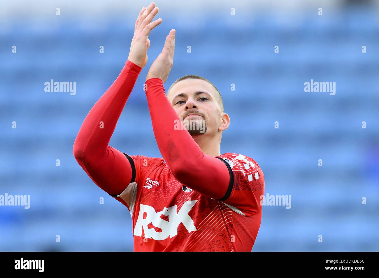 Harry Clarke of Charlton celebrates victory during the Sky Bet ...