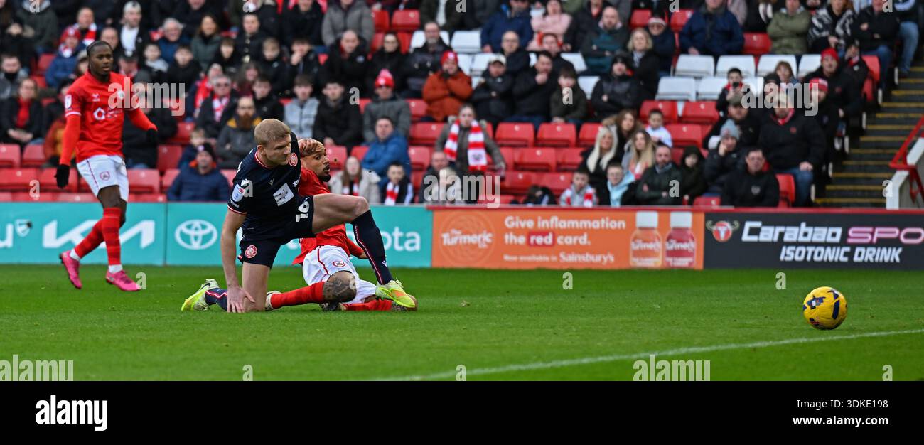 Barnsley's David McGoldrick scores his sides first goal of the game in ...