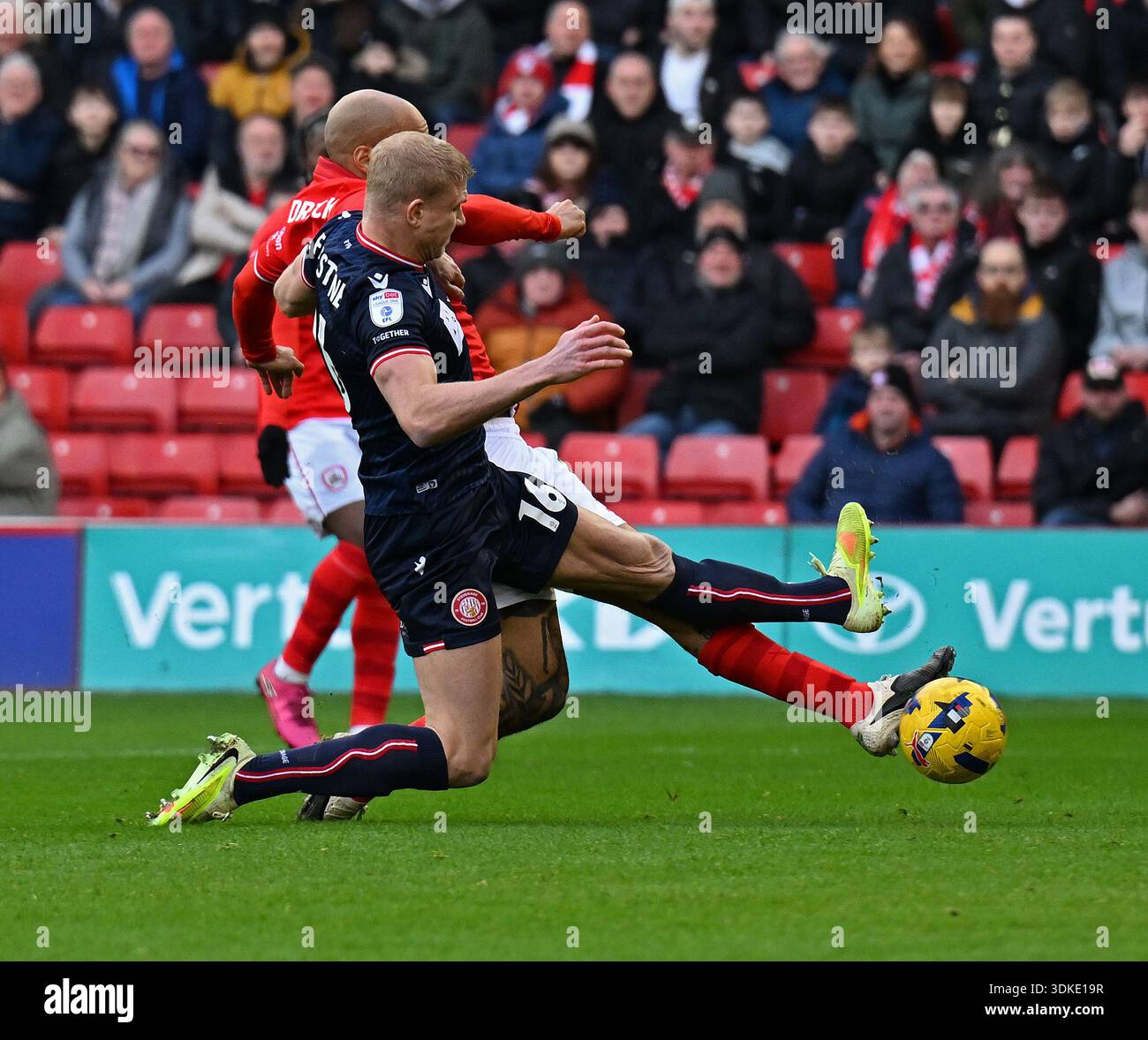 Barnsley's David McGoldrick scores his sides first goal of the game in ...