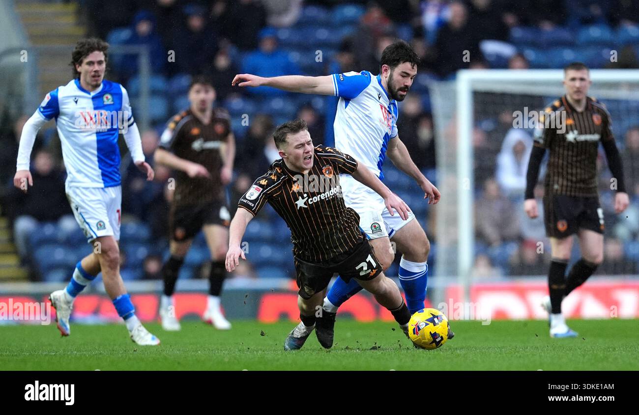 Hull City's Joe Gelhardt and Blackburn Rovers' Eiran Cashin battle for ...