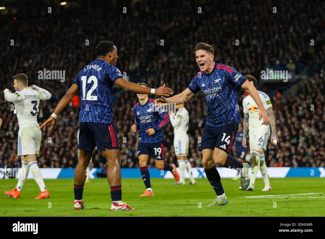 Viktor Gyökeres Of Arsenal scores a GOAL 0-3 and celebrates during the ...