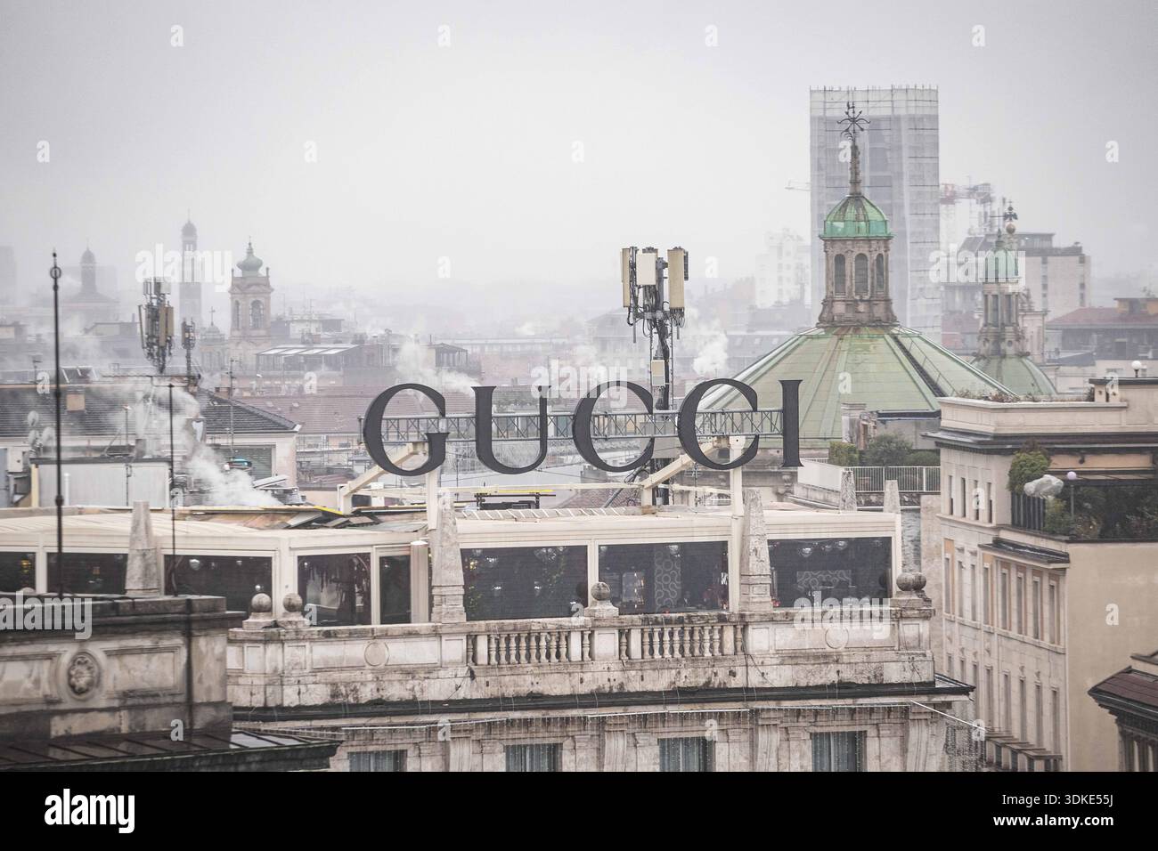Milan, the opening of 'Highline', the new panoramic elevator that takes ...