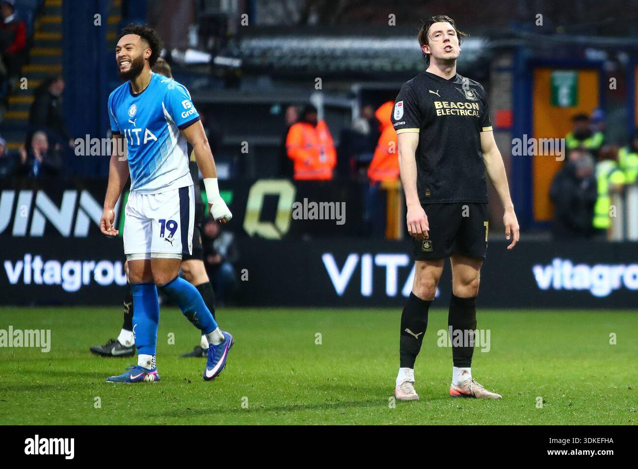 Alex Mitchell of Plymouth Argyle looks dejected during the Stockport ...