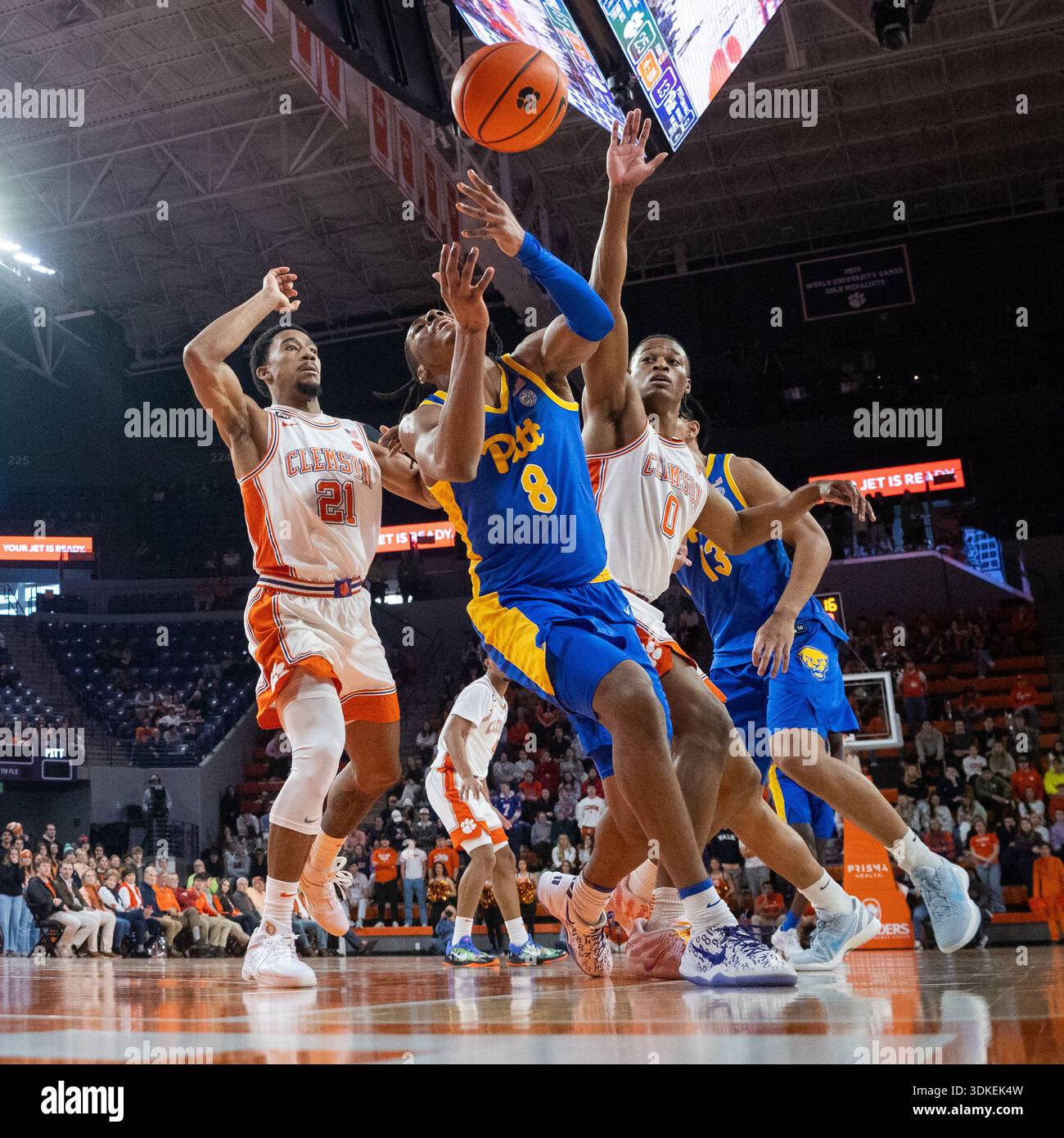 Pittsburgh guard Omari Witherspoon (8) loses the ball out of bounds ...