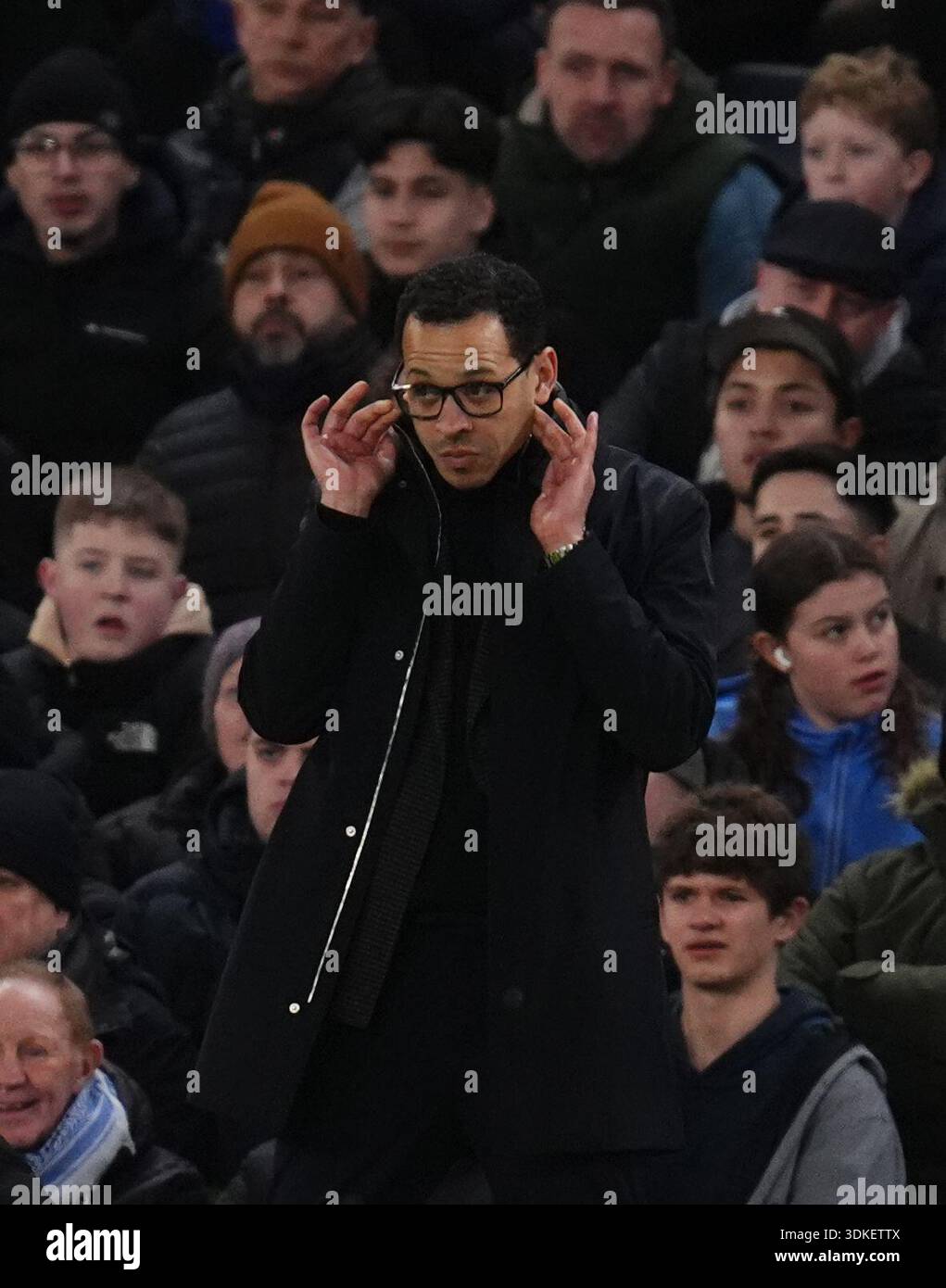 Chelsea manager Liam Rosenior during the Premier League match at ...