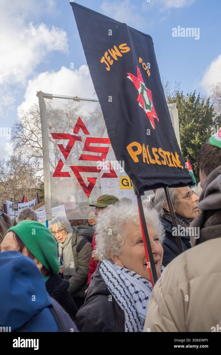London, UK. 31 Jan 2026. Jews for Palestine. Around a hundred thousand ...