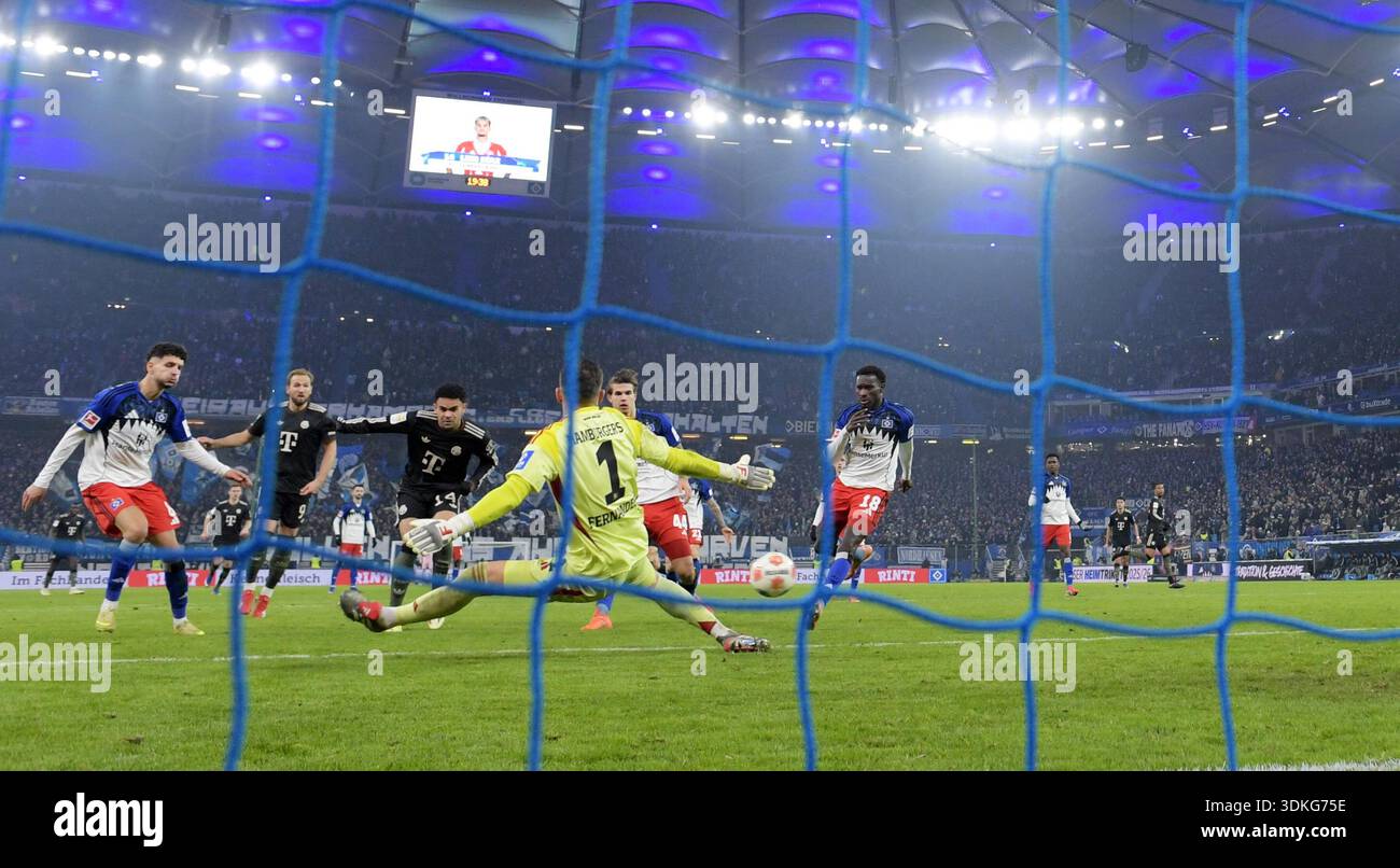 1:2 Goal, scored by Daniel Elfadli, Harry Kane, Luis Diaz (Bayern ...