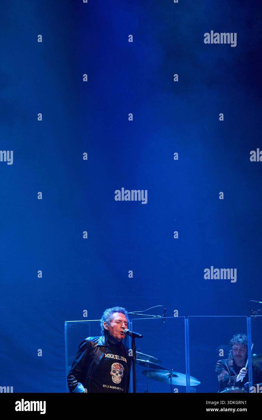 Miguel Rios performs on stage as part of 'El ultimo vals' tour at ...