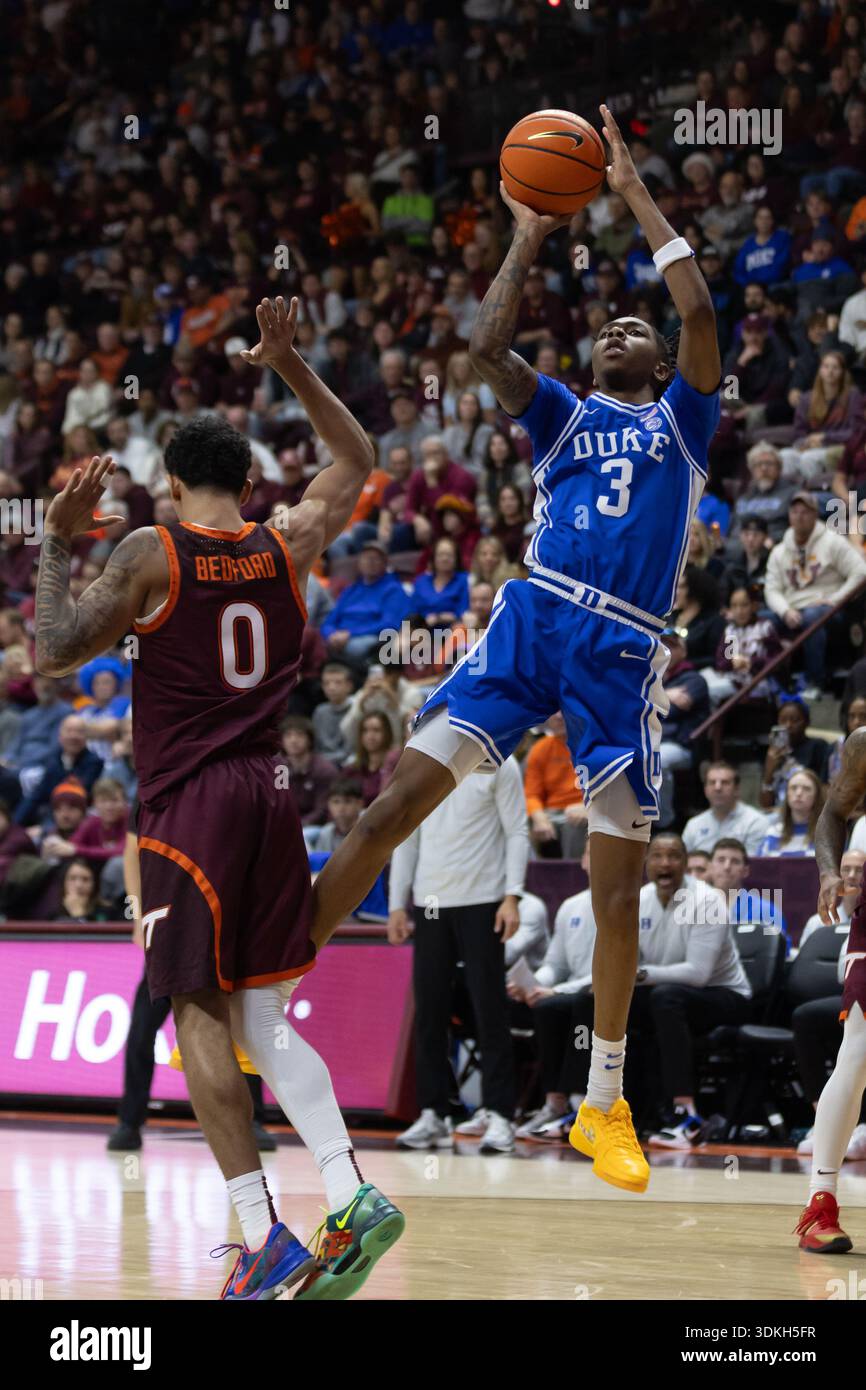 Duke Blue Devils guard Isaiah Evans (3) shoots the ball at Cassell ...