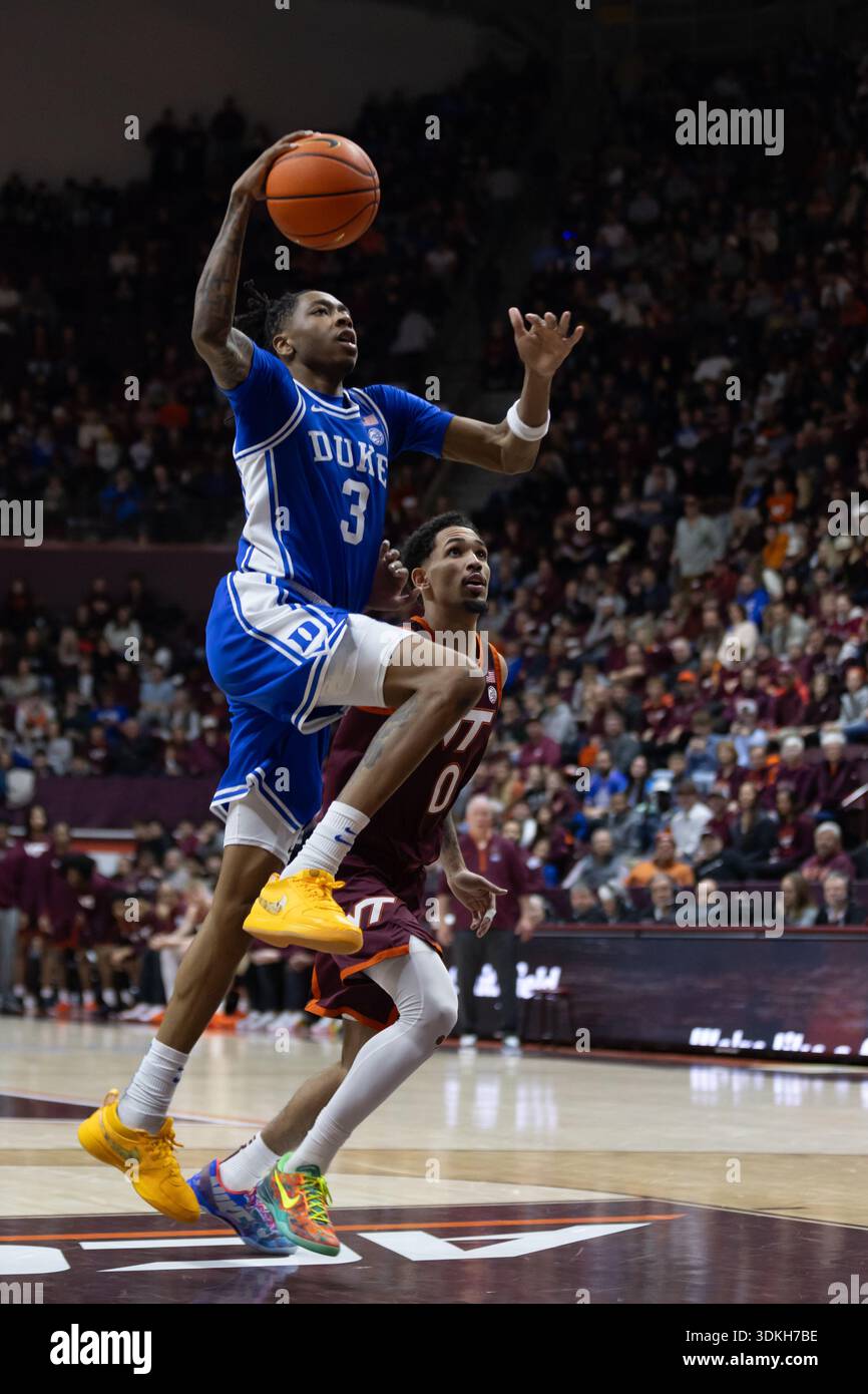 Duke Blue Devils guard Isaiah Evans (3) shoots the ball at Cassell ...