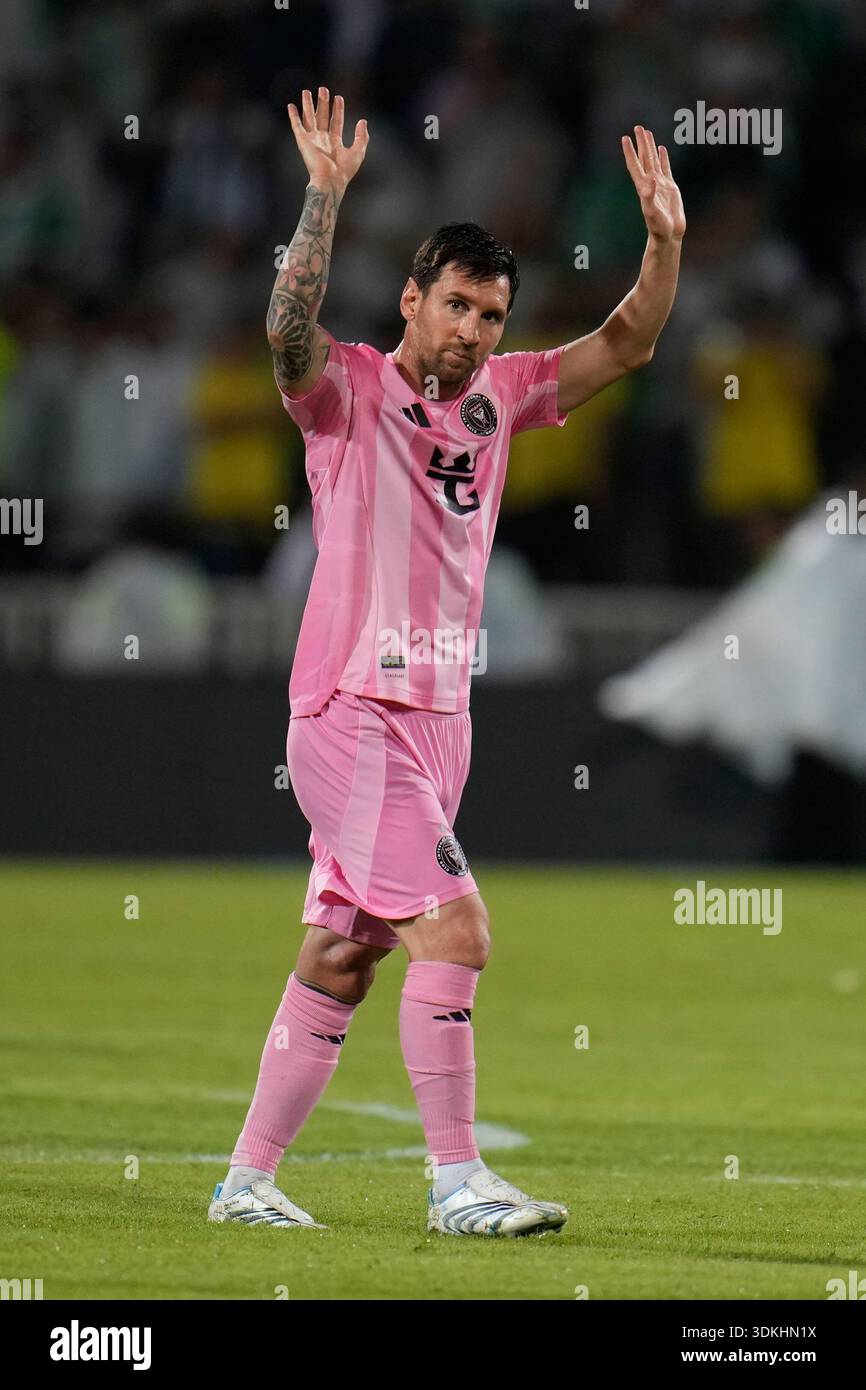Inter Miami's Lionel Messi waves as exits the pitch at halftime of an ...