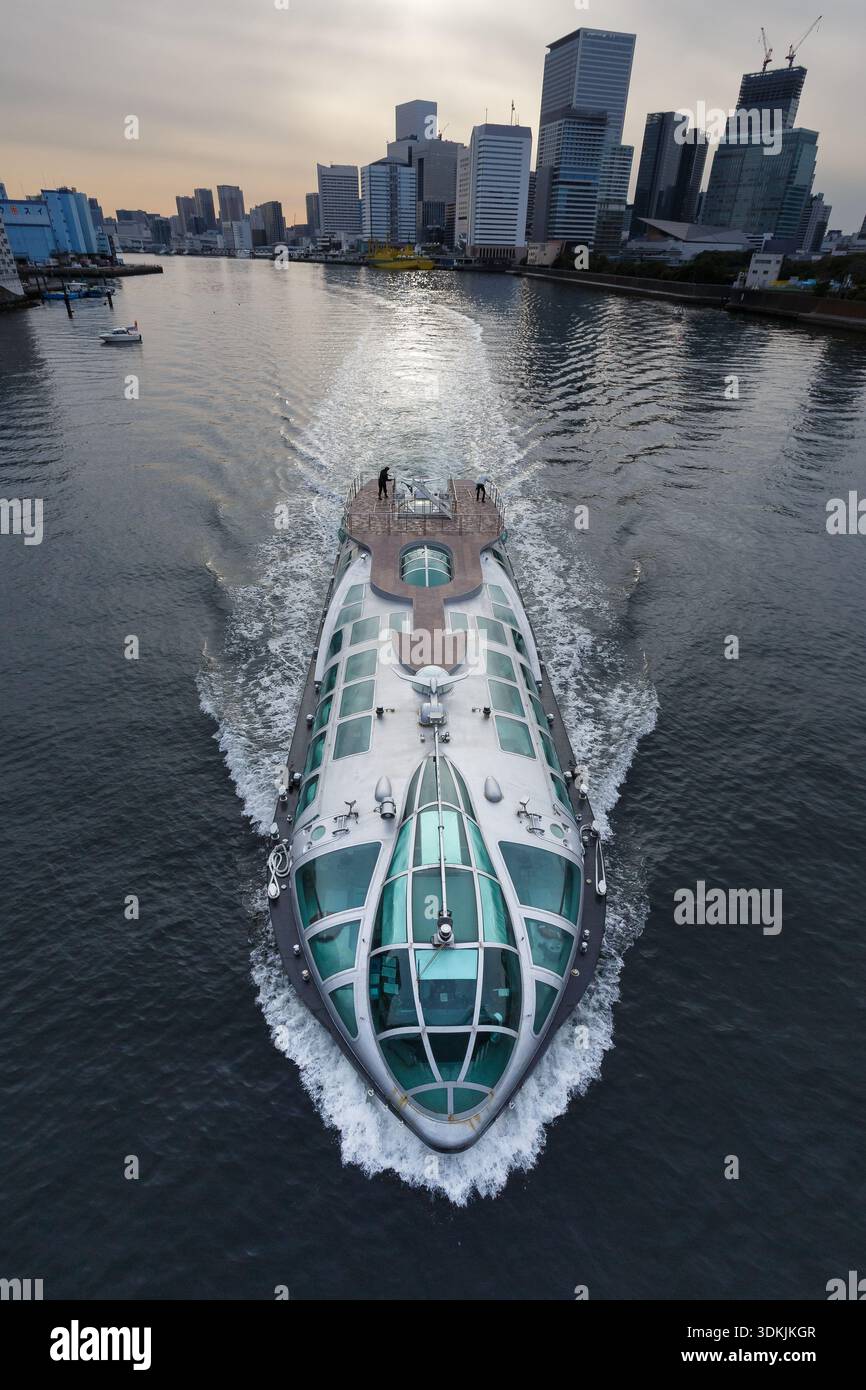 Himiko sight seeing boat hi-res stock photography and images - Alamy