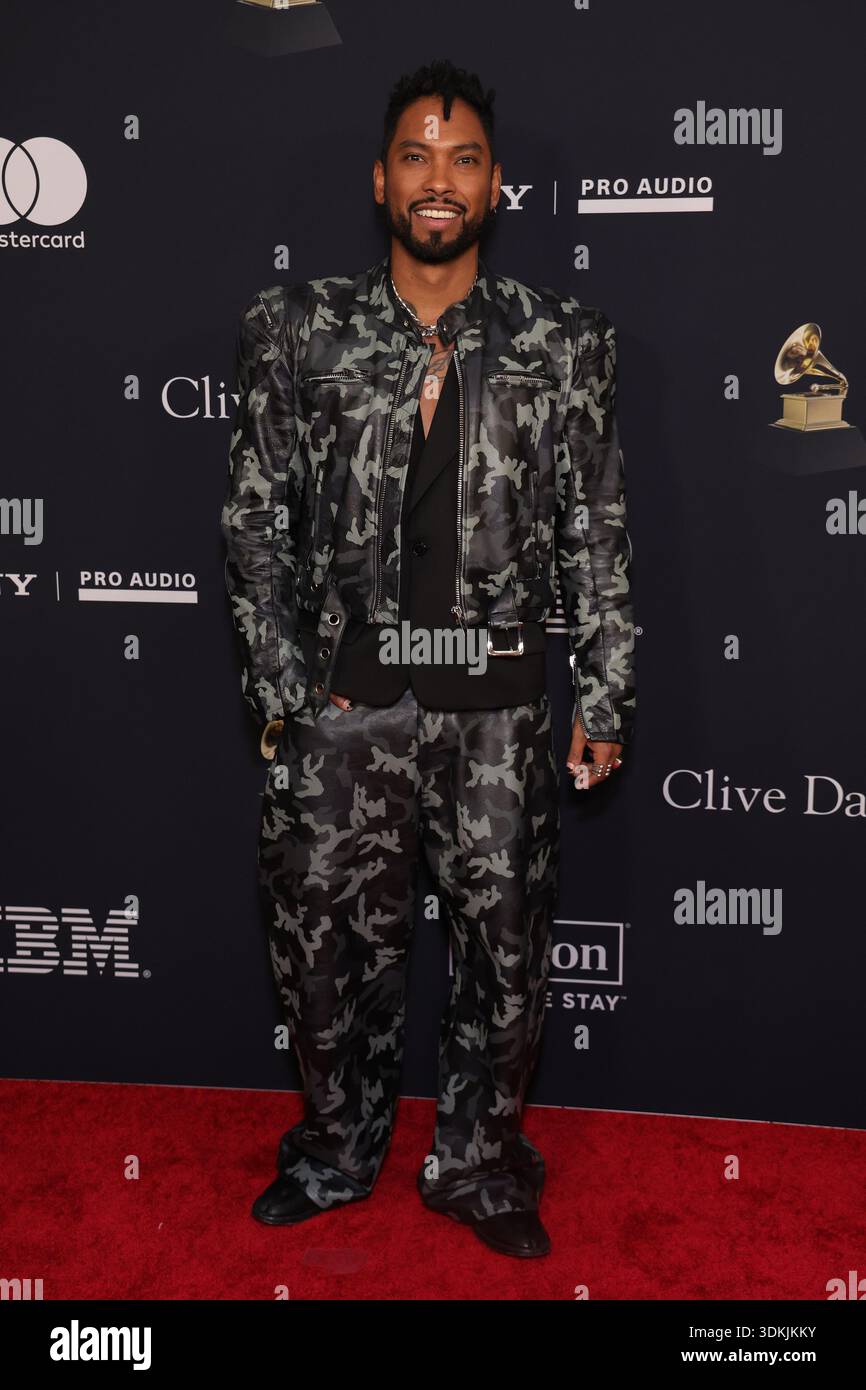 LOS ANGELES, CALIFORNIA - JANUARY 31:Miguel at The GRAMMY Salute to ...