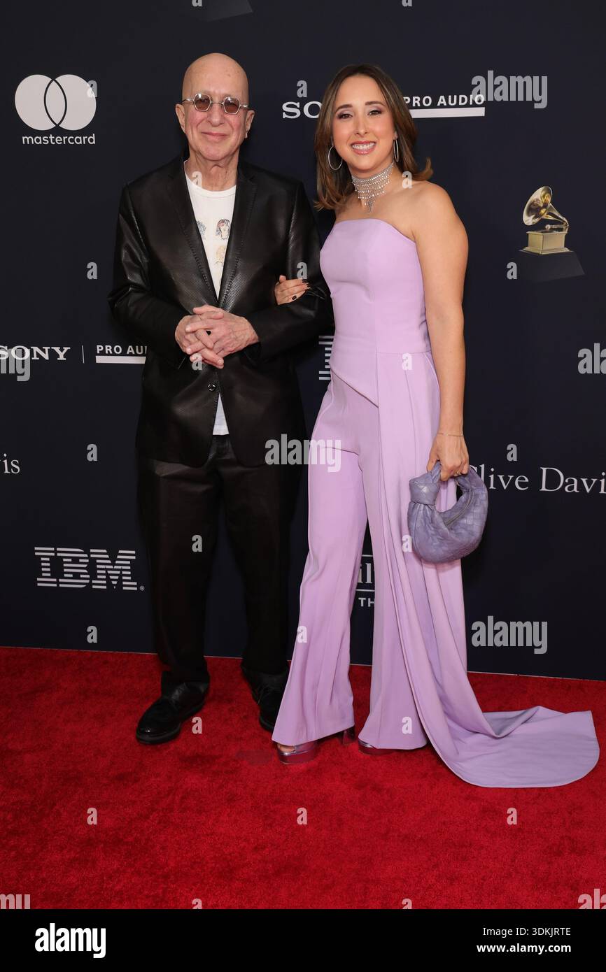 Victoria shaffer and paul shaffer hi-res stock photography and images ...