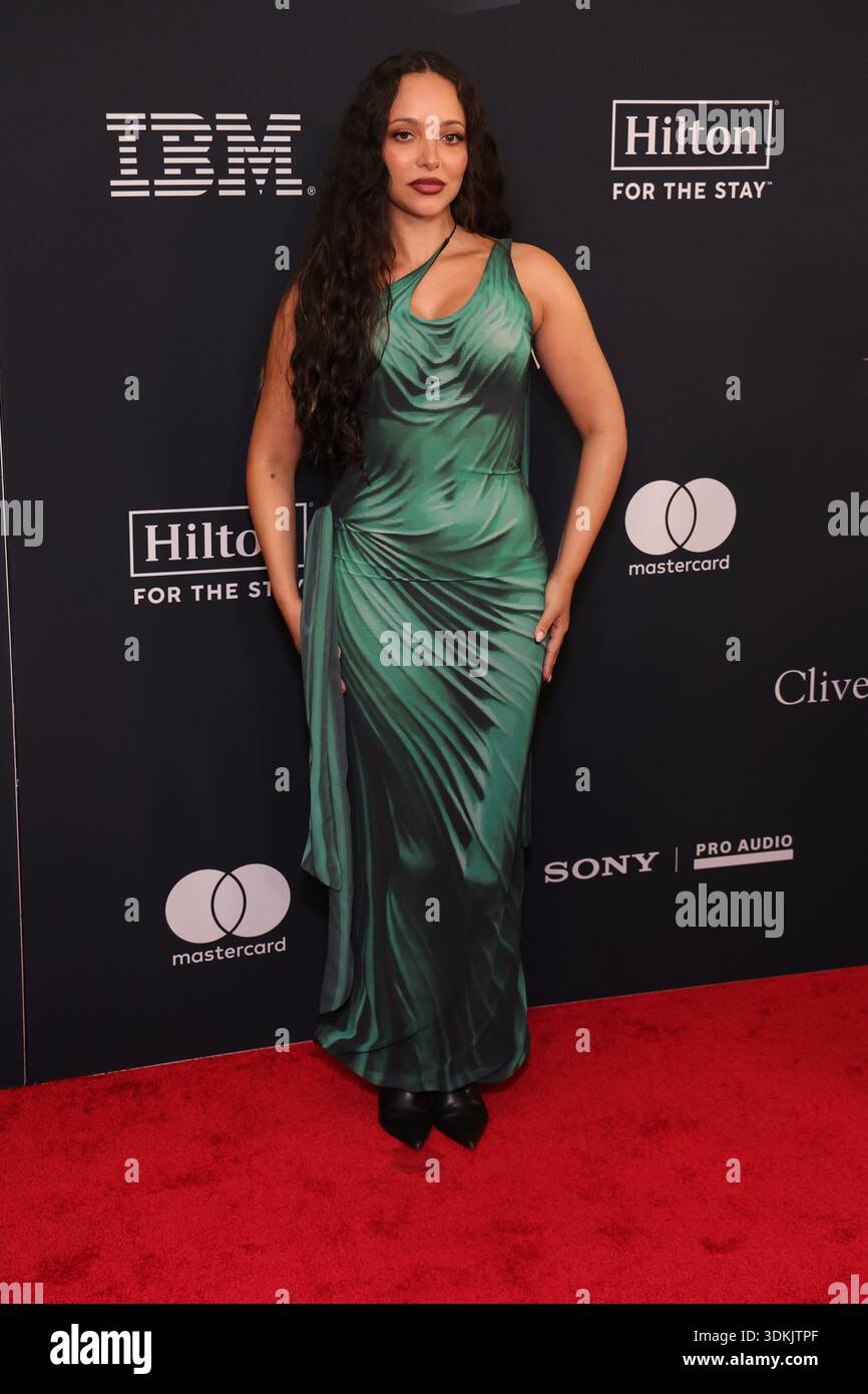 LOS ANGELES, CALIFORNIA - JANUARY 31 Jade at The GRAMMY Salute to ...