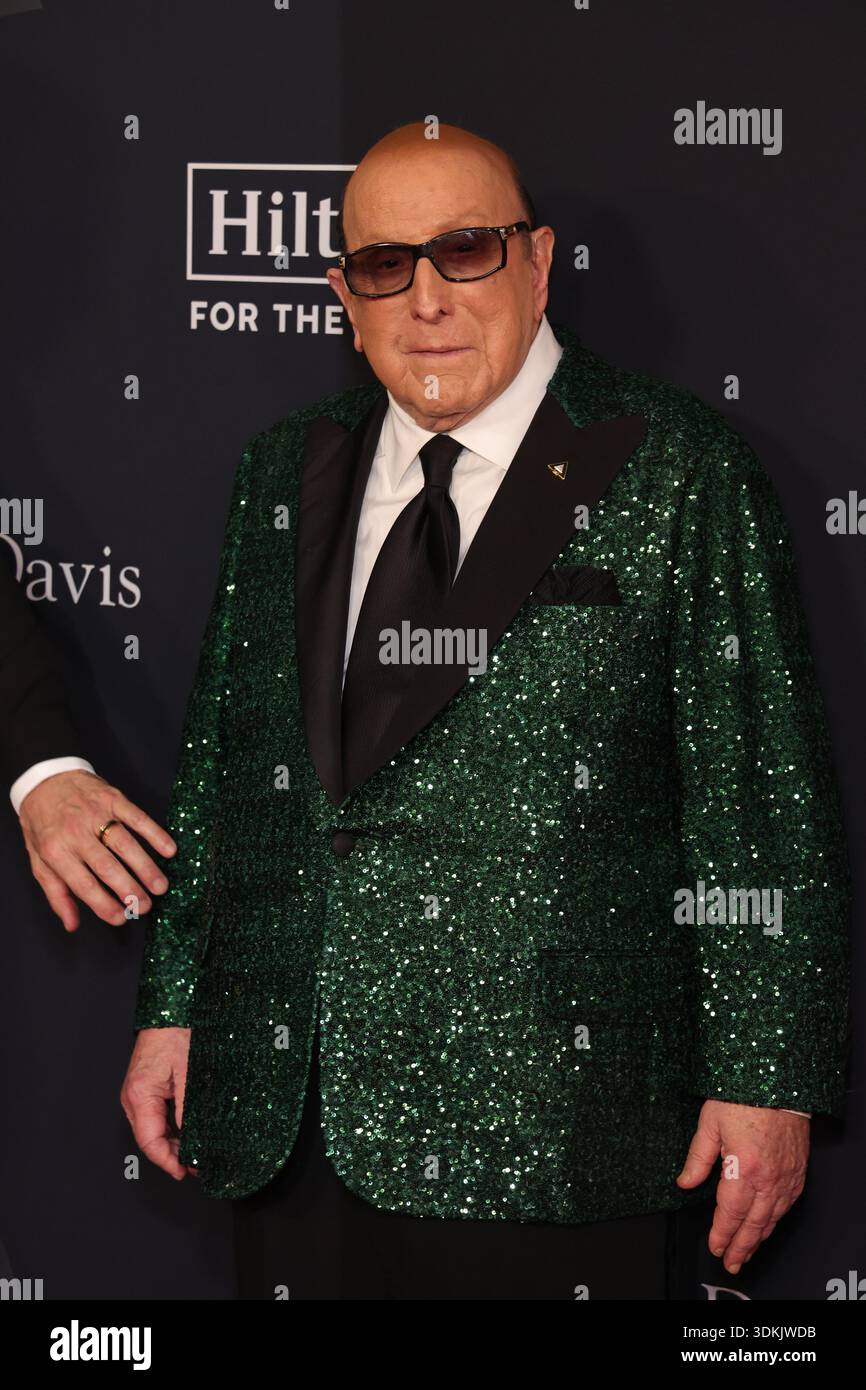 LOS ANGELES, CALIFORNIA - JANUARY 31:Clive Davis at The GRAMMY Salute ...