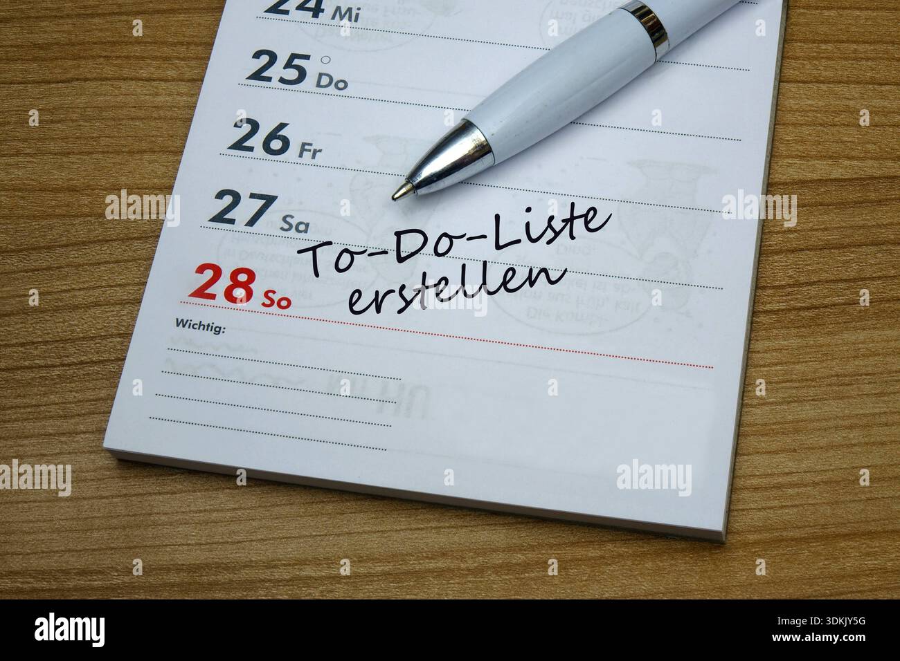 Kalender mit Eintrag To-Do-Liste erstellen Fotomontage: Kalender mit ...