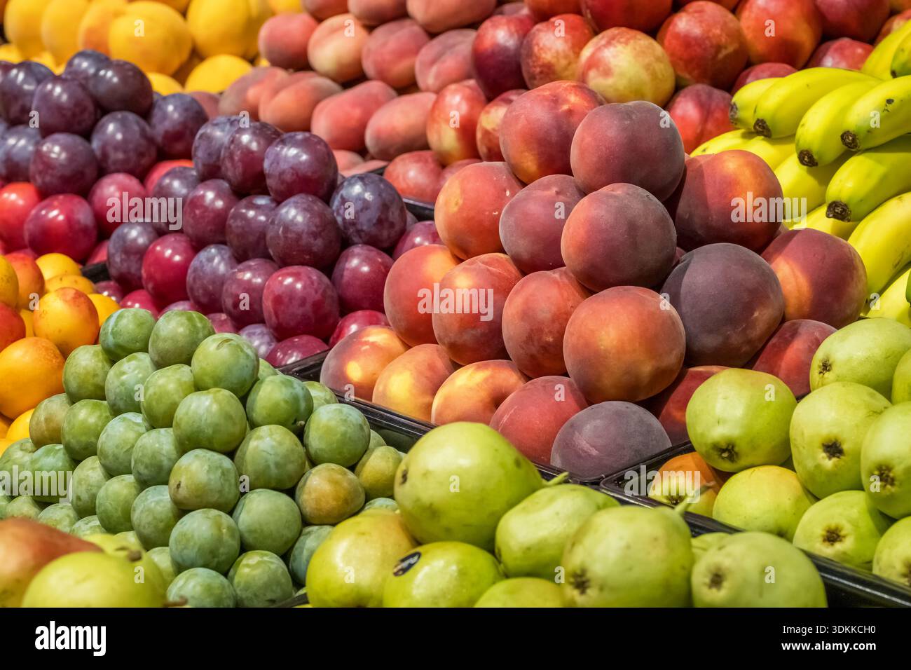Fresh fruits apples pears hi-res stock photography and images - Alamy